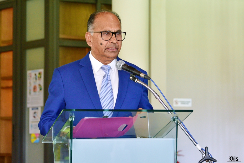 Minister Ganoo highlights the need to sustain growth in the face of ...