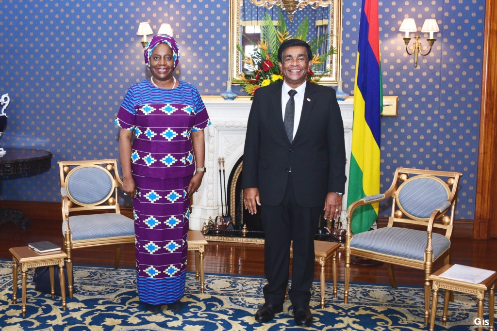 COMESA Secretary General Kapwepwe pays courtesy call on President Roopun