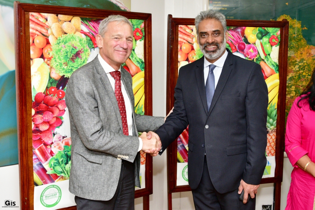 European Union’s Ambassador pays farewell call on Minister Gobin
