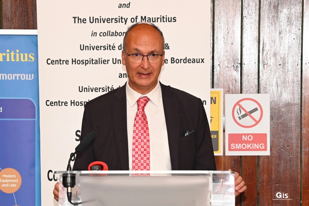 Health: Mauritius reinforces its ties with France by signing ...