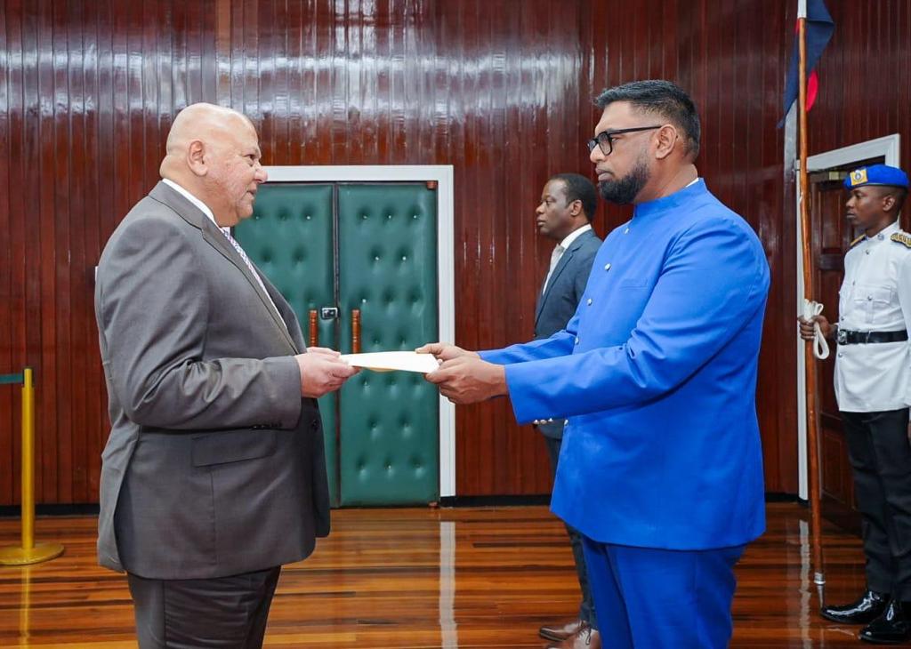 High Commissioner of Mauritius presents Letters of Credence to ...