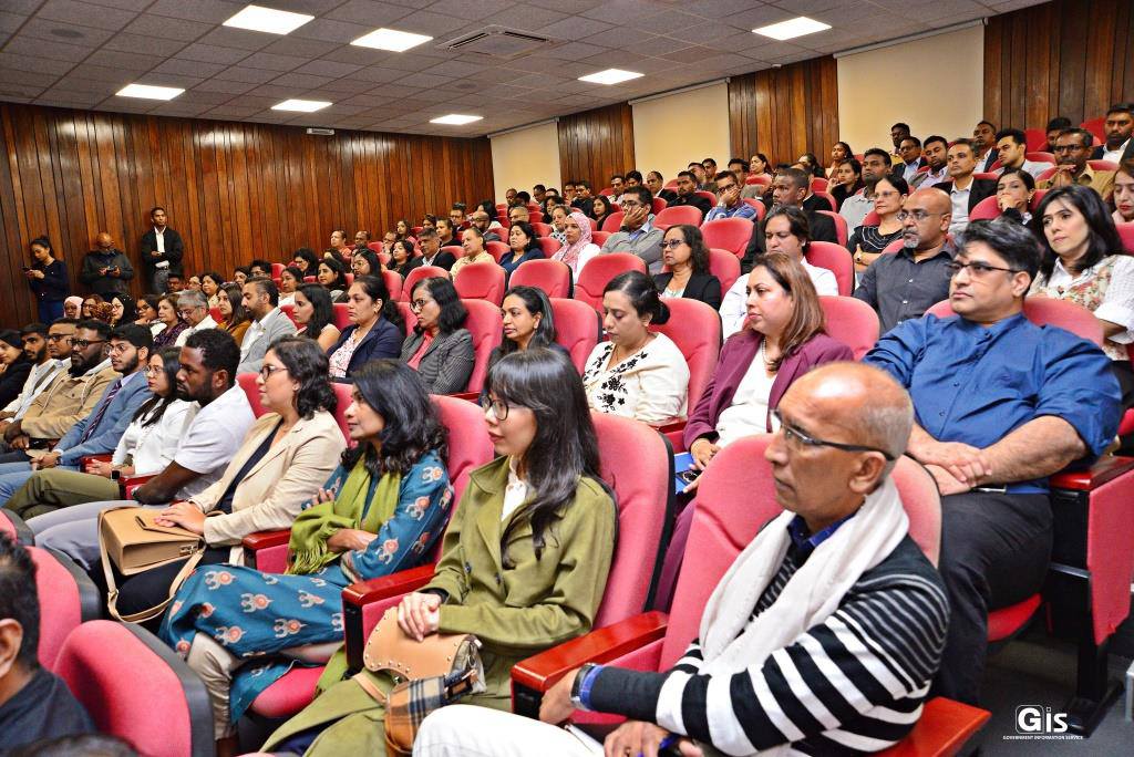 Higher Education: Minister Sukon launches the Digital Credentials ...