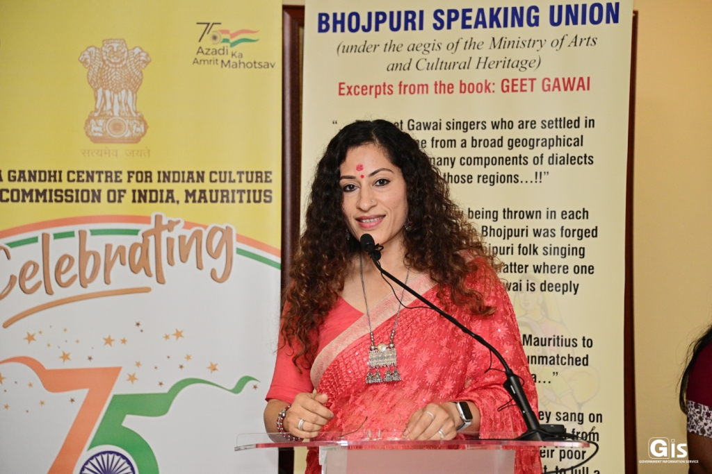 International Mother Language Day: President Roopun launches book on ...