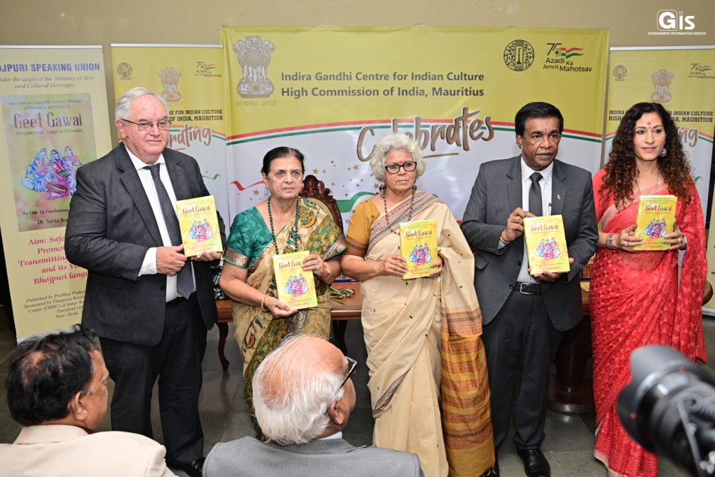 International Mother Language Day: President Roopun launches book on ...