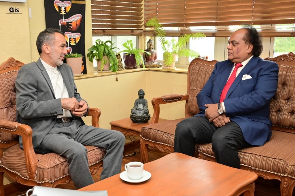 Mauritius and Iran to explore collaborative venture in tertiary education