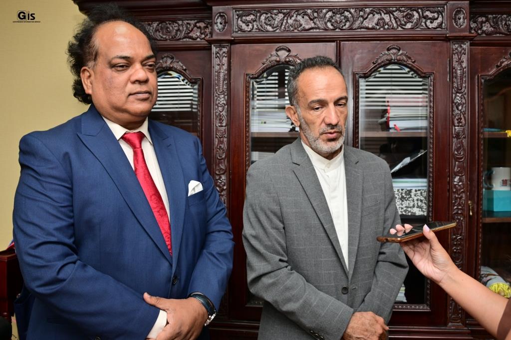 Mauritius and Iran to explore collaborative venture in tertiary education