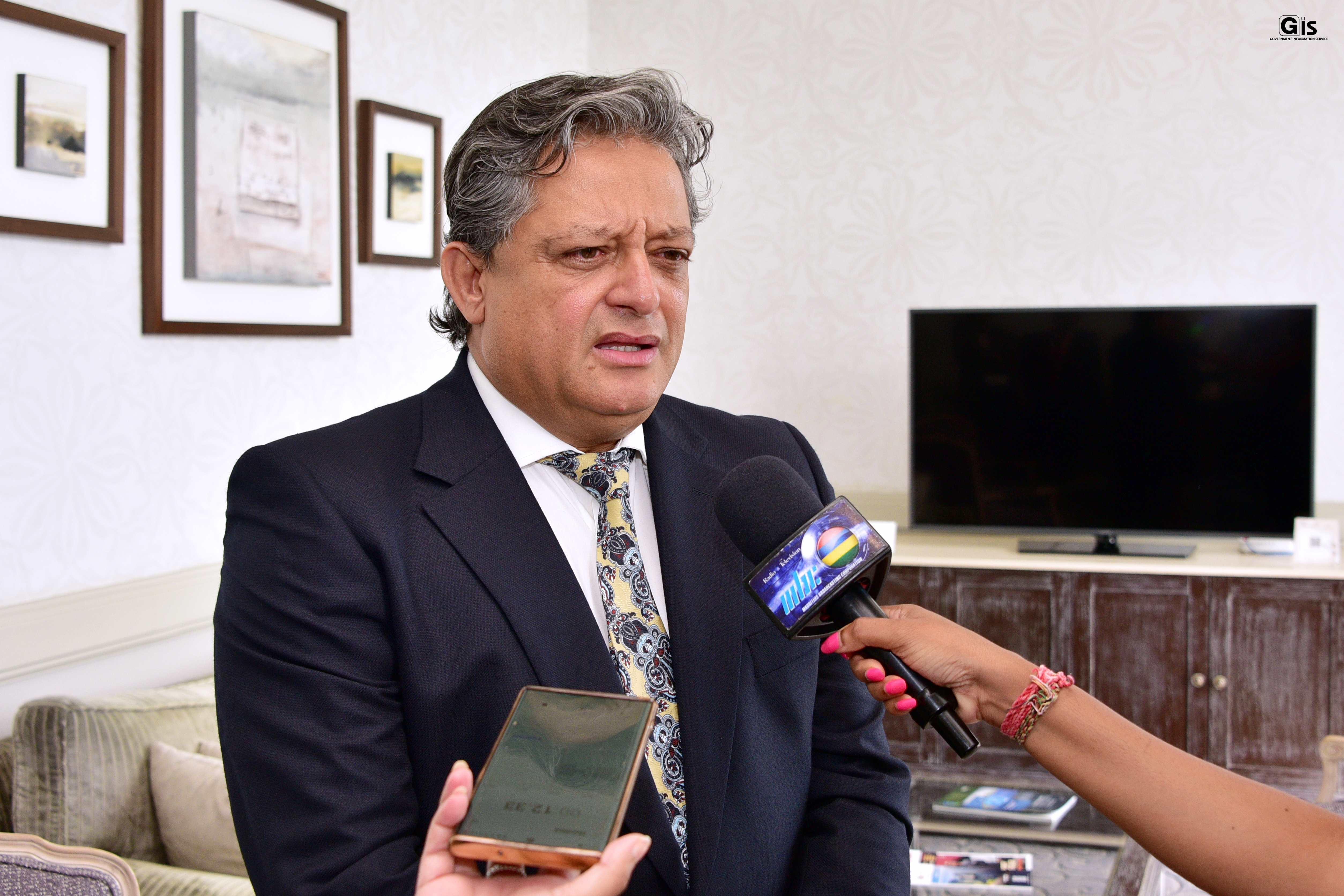 Minister Duval chairs focus group meeting to tap into the potential of ...