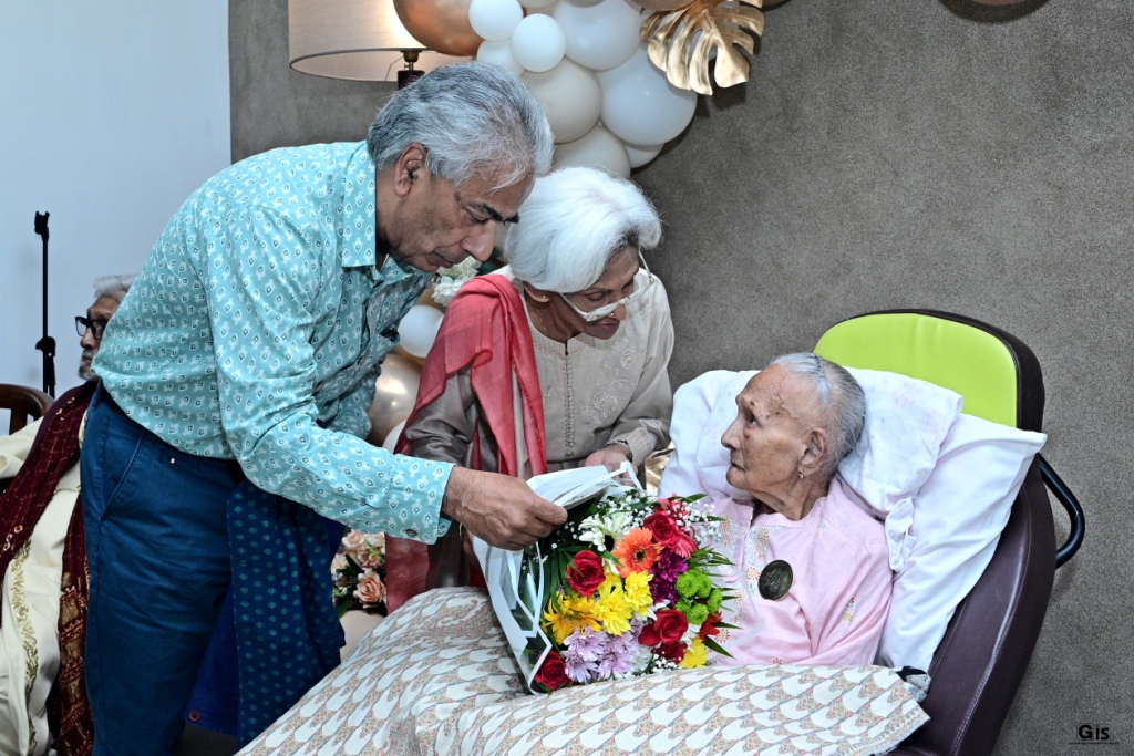 Mrs Surashwatee Ramyead celebrates her 100th birthday