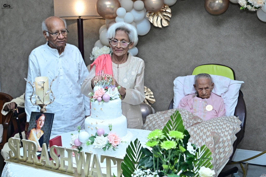 Mrs Surashwatee Ramyead celebrates her 100th birthday
