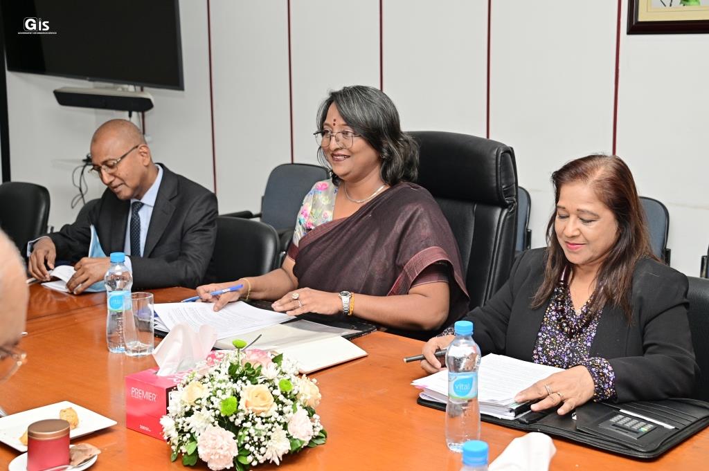 Policy Dialogue Meetings held between the Finance Minister and several ...