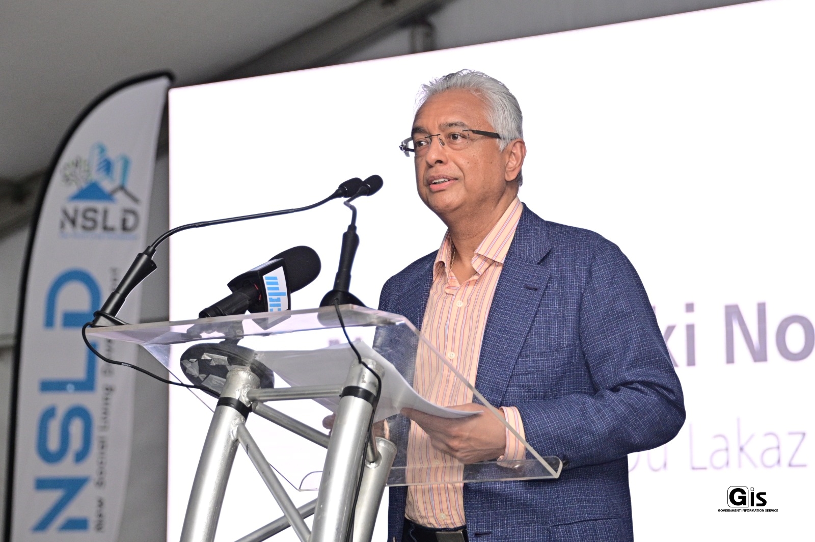 Prime Minister reiterates Government’s determination to carry on ...