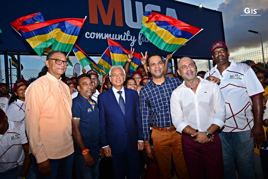 Prime Minister urges population to embrace a health and fitness culture