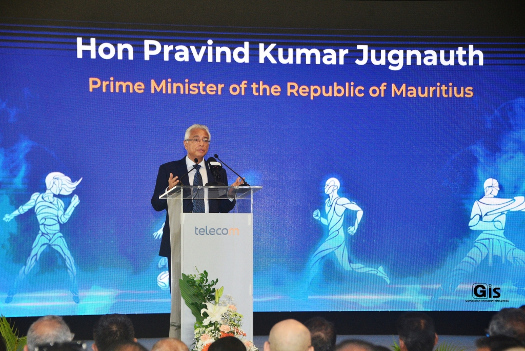 Prime Minister urges population to embrace a health and fitness culture