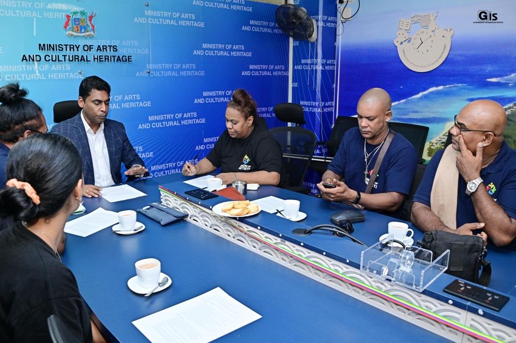 Representatives of Union of Artists meet Minister Teeluck