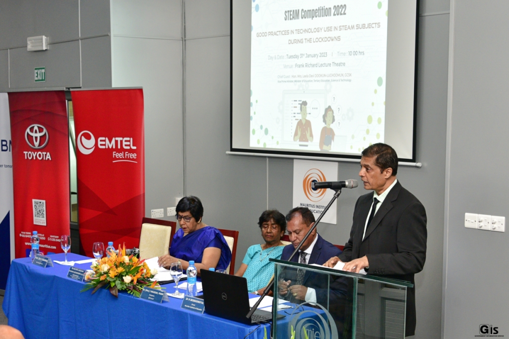 STEAM Competition 2022: Winners of the contest receive their rewards