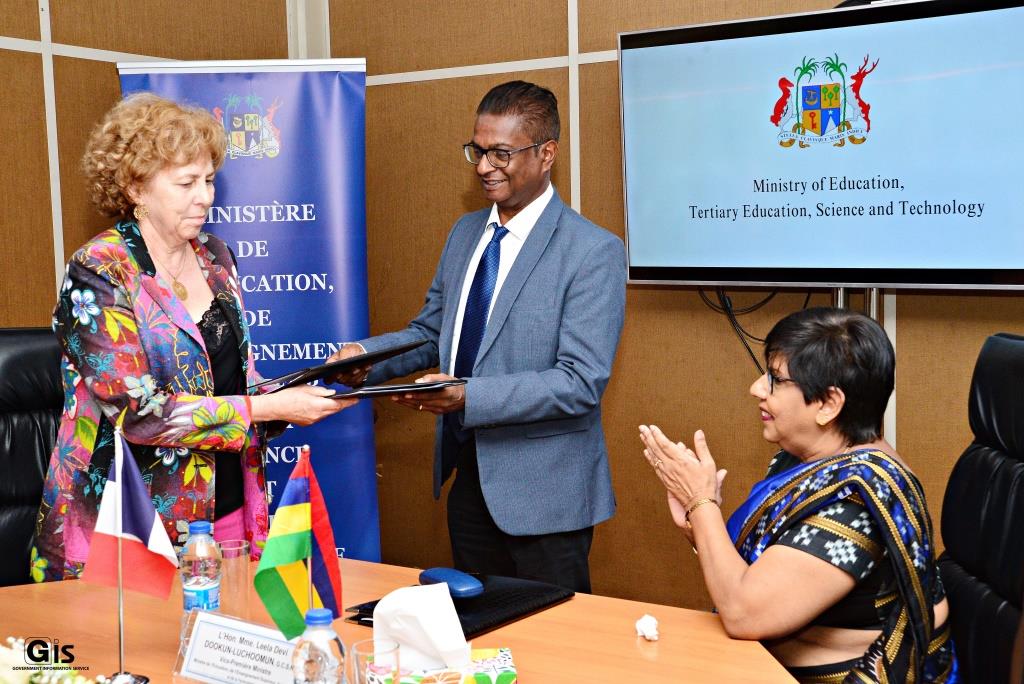 Tertiary Education: Université des Mascareignes renews MoU with ...